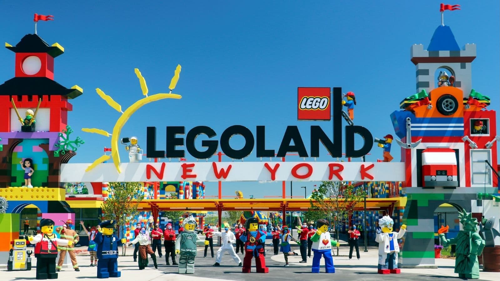 Can Adults Go To LEGOLAND Without Children LEGOLAND In New York